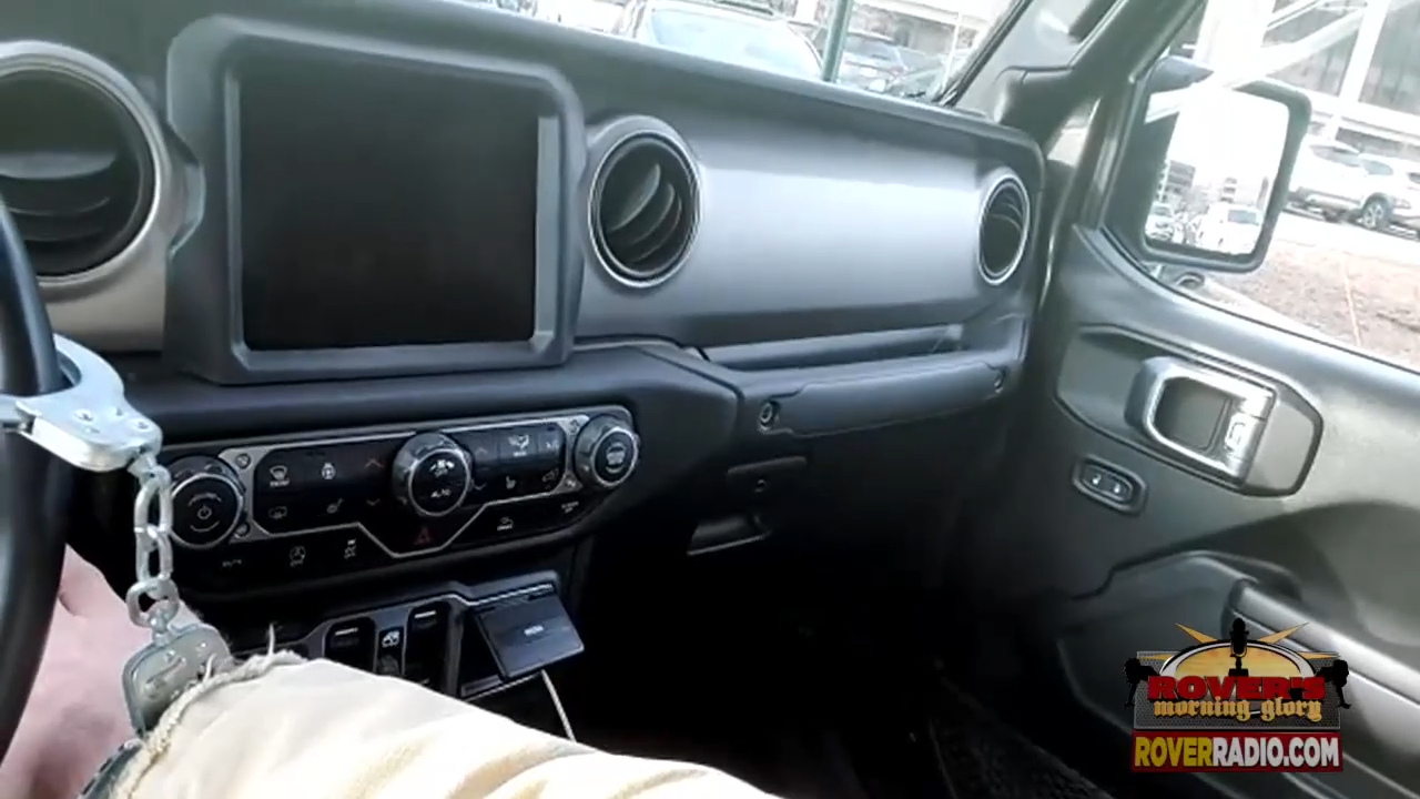 Dieter handcuffs himself to Keith Hotchkiss’s car – Rover's Morning Glory